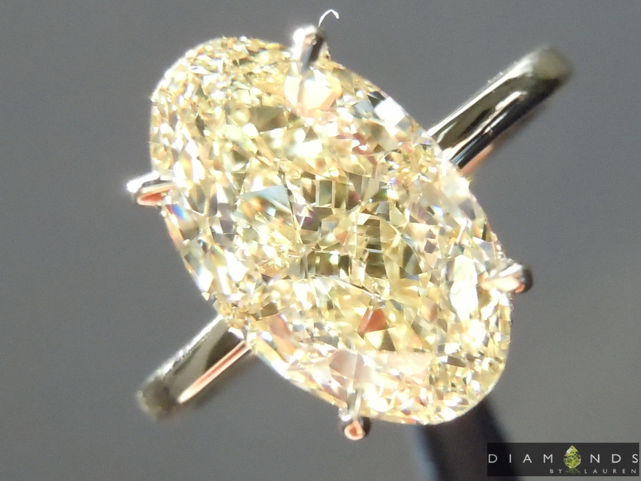 4.00ct Yellow VS1 Oval Diamond Ring