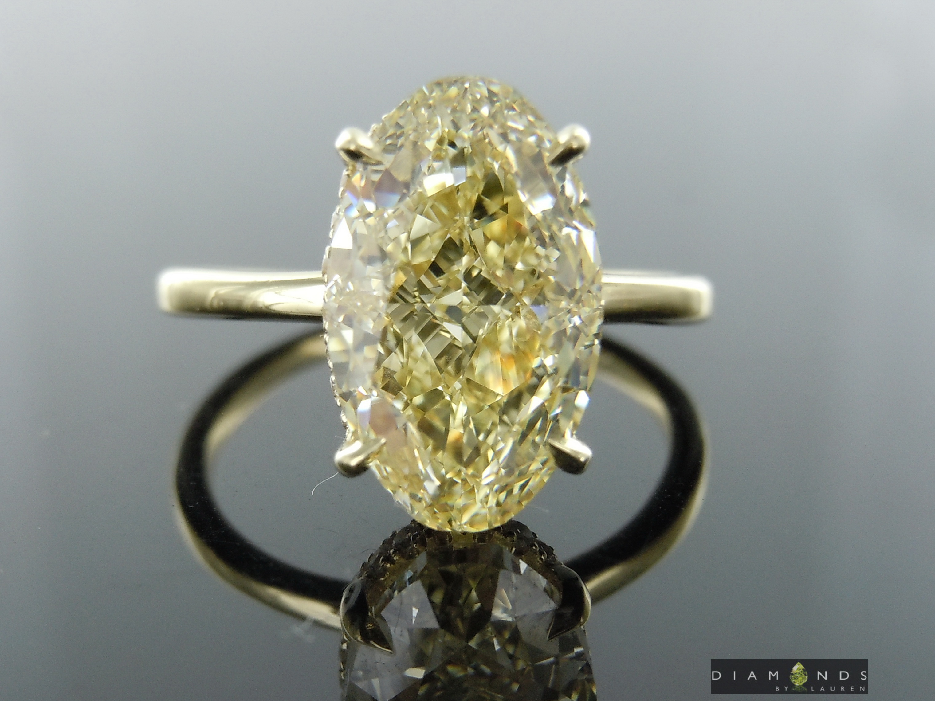 4.00ct Yellow VS1 Oval Diamond Ring