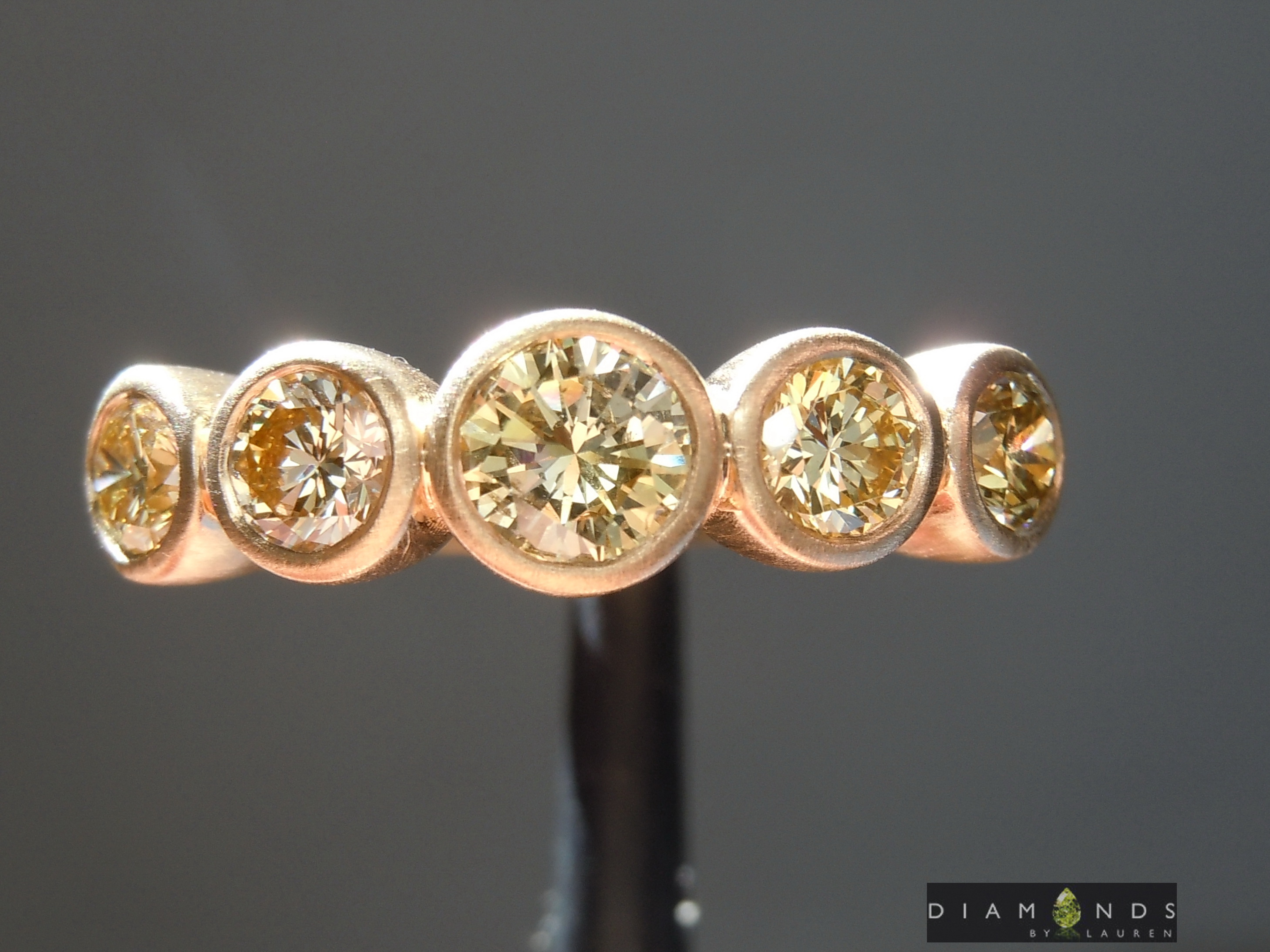 1.16ctw Yellow Round Diamond Ring