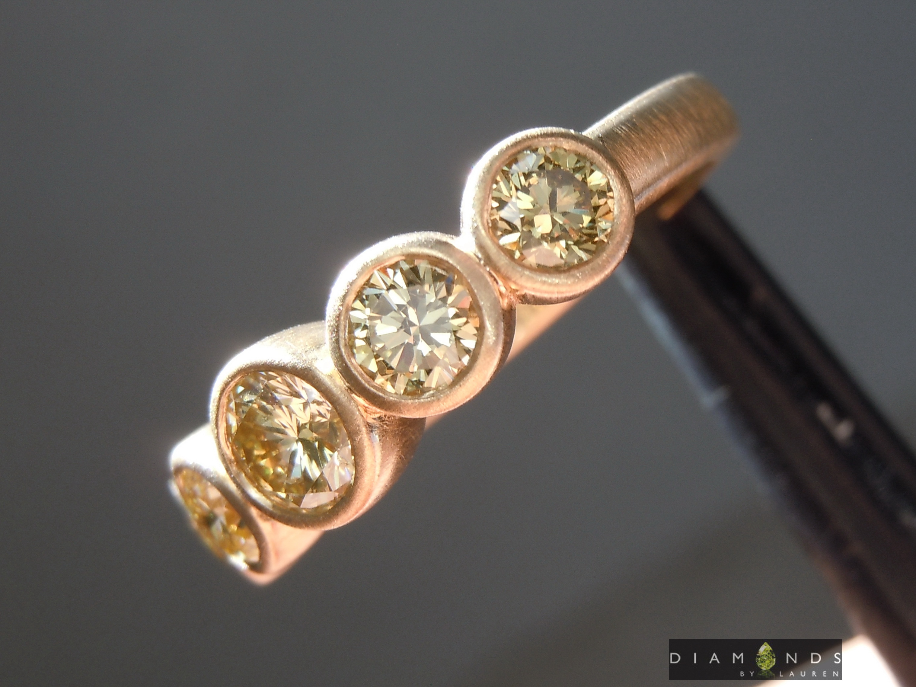 1.16ctw Yellow Round Diamond Ring