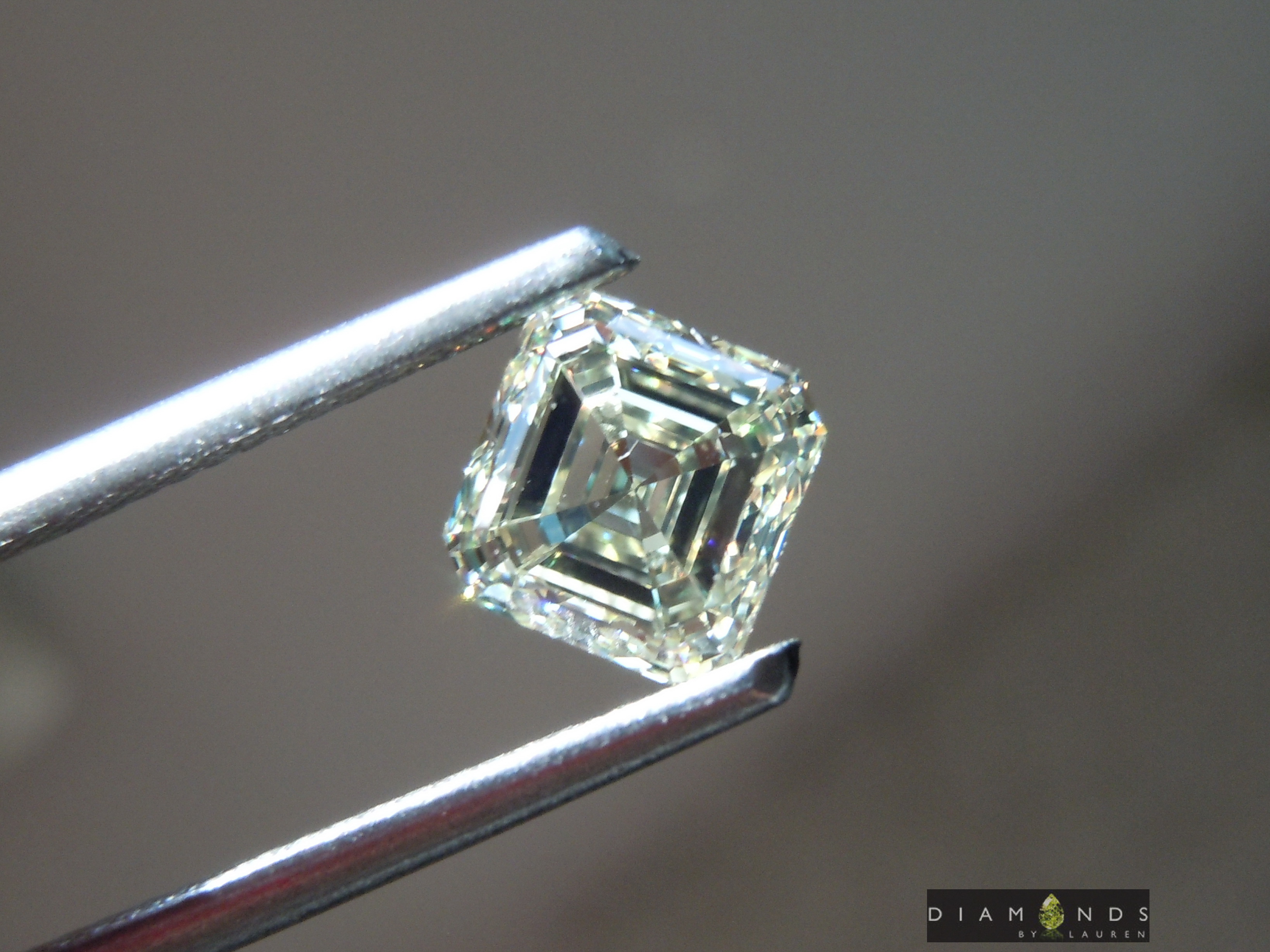 1.70ct U-V VS2 Square Emerald Diamond